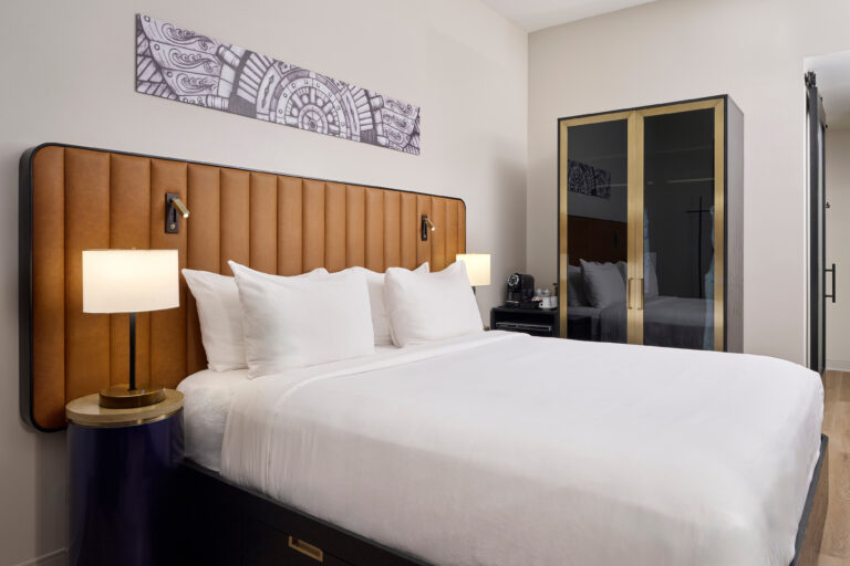 Our Rooms - Arlo Chicago