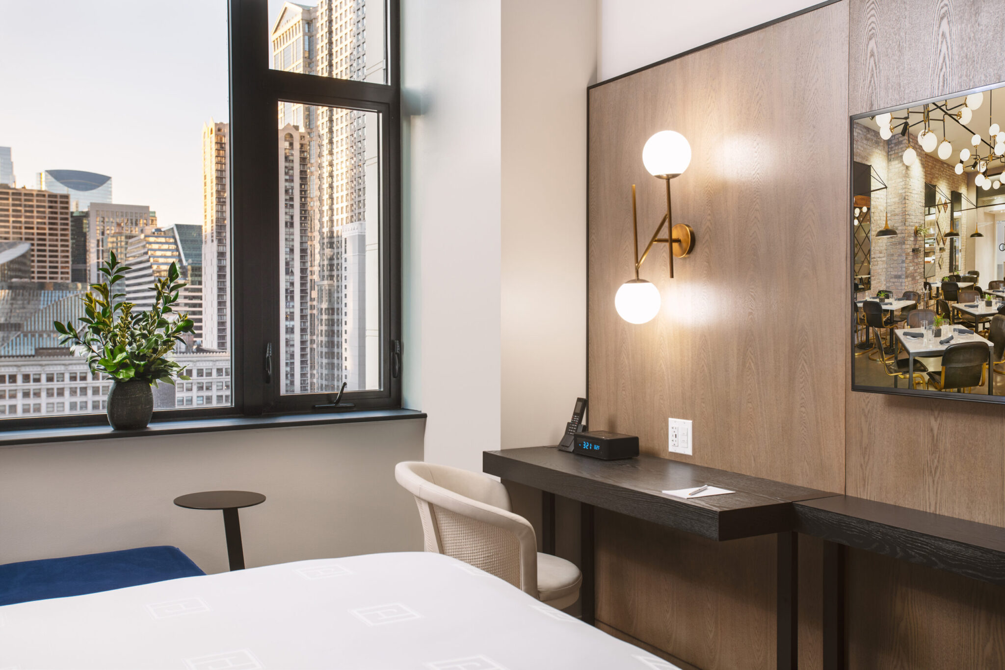 Our Rooms - Arlo Chicago