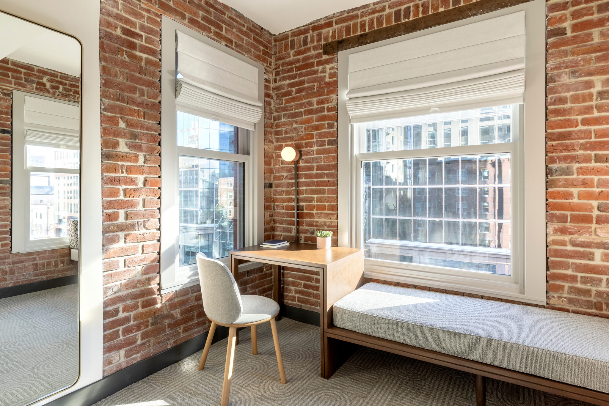 Luxury Rooms & Suites in Washington DC | Arlo Washington DC Hotel